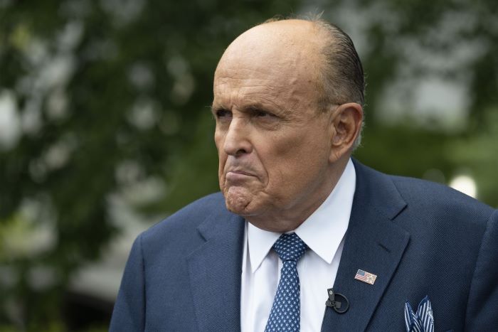 RUDY GIULIANI DEBERÁ PAGAR US$ 148 MILLONES POR DIFAMACIÓN – El primer ...